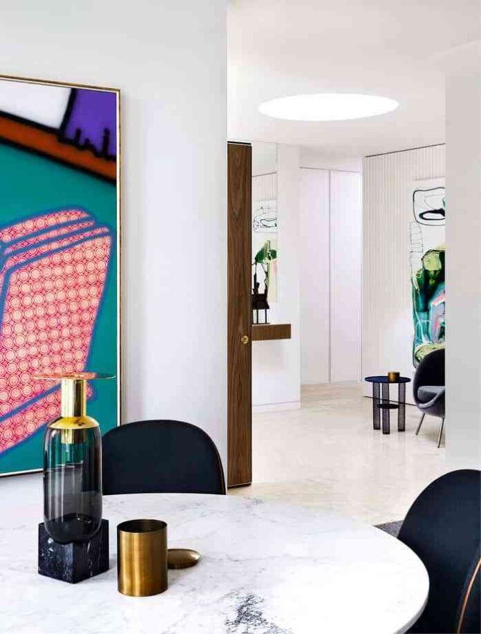 Una casa de estilo mid-century modern en Melbourne