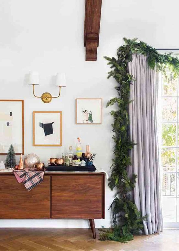 5 ideas geniales para decorar tu casa con guirnaldas navideñas